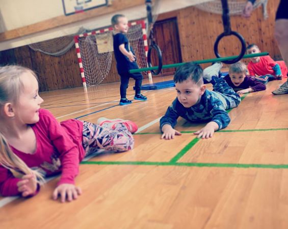 O nás :: sportovniapohybovaskolicka